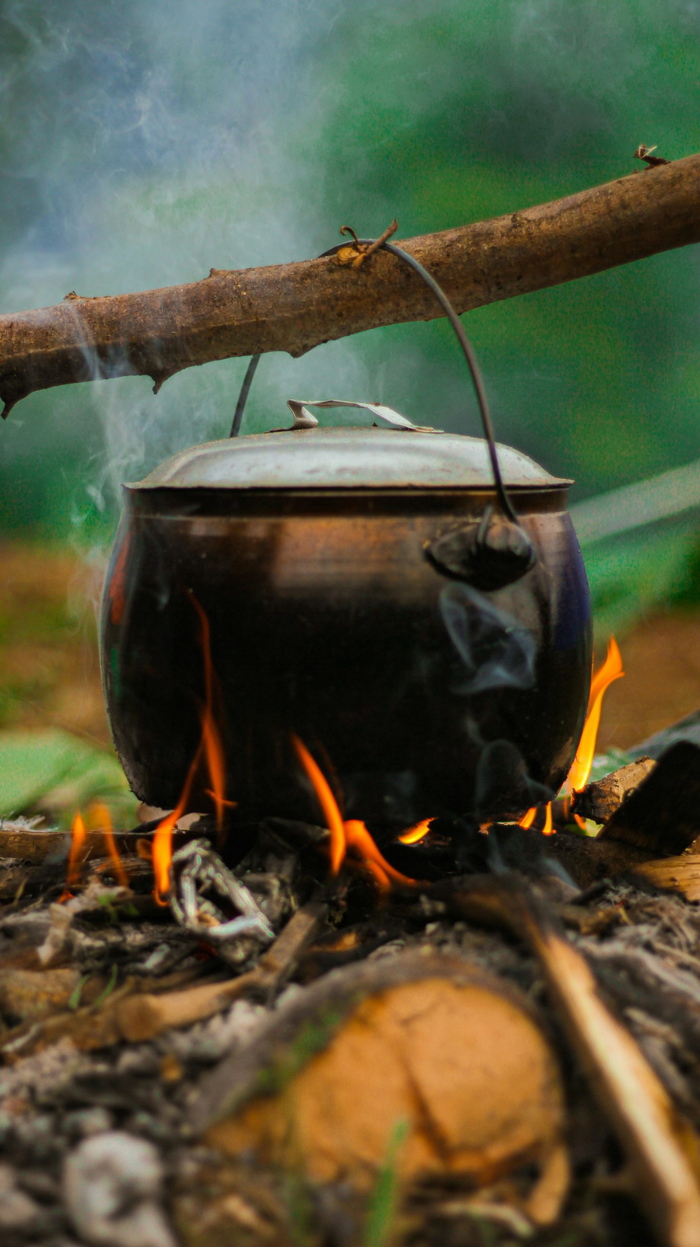 9 Ways To Use Your Cauldron For Magic & Witchcraft - The Occult Witch